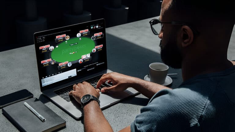 How to Spot and Outsmart Online Poker Cheats Like a Pro
